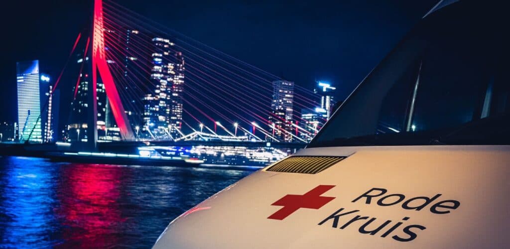 Het Rode Kruis in Rotterdam-Rijnmond staat klaar om te helpen