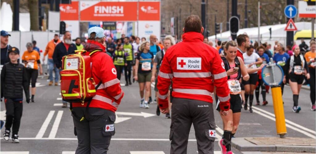 Het Rode Kruis in Rotterdam-Rijnmond staat klaar om te helpen