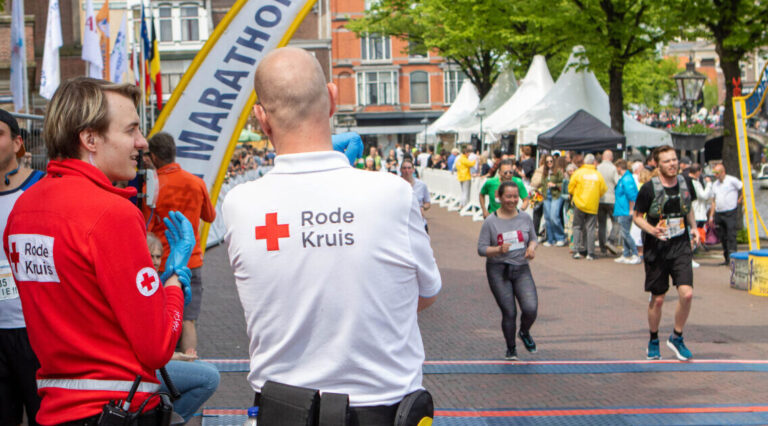 Het Rode Kruis Den Haag-Rijswijk-Wassenaar staat klaar om te helpen