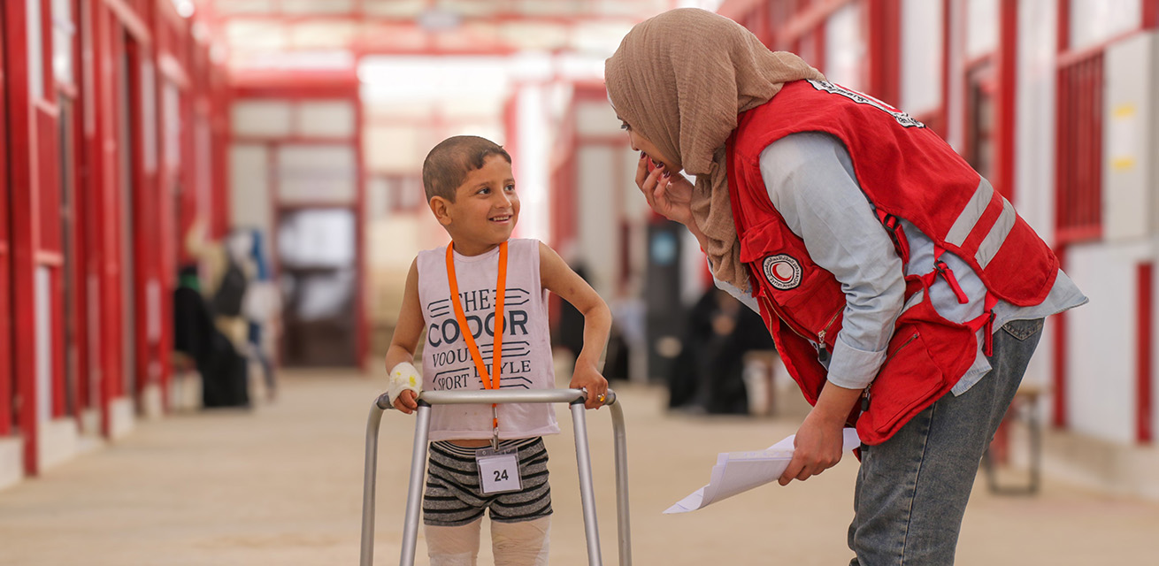 Fotoreportage: de hulpverlening van het Rode Kruis in 2024